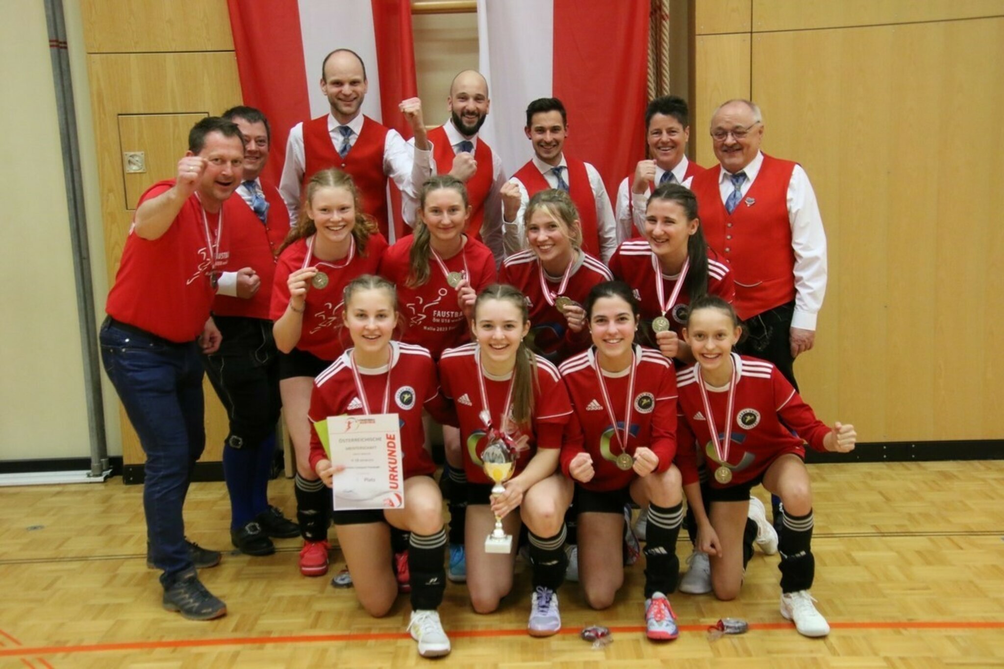 Faustball & Kultur: Großer Bahnhof bei Jugend-Staatsmeisterschaft in ...