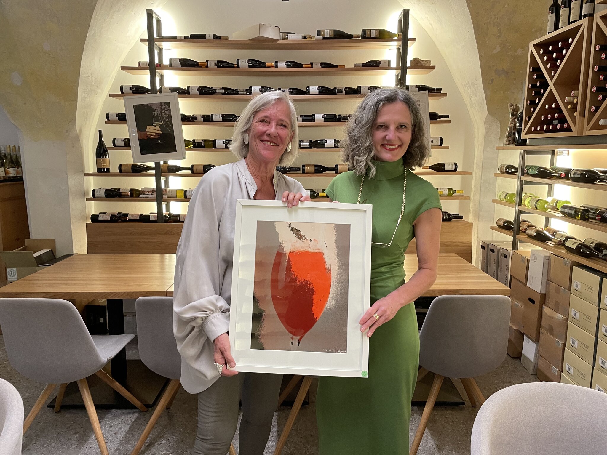 Fotoausstellung: Die Leidenschaft für Fotographie in einer Vinothek ...