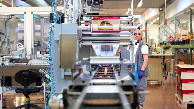 Confiserie Heindl Wien: Hier wird der Osterhase in Schokolade gegossen ...