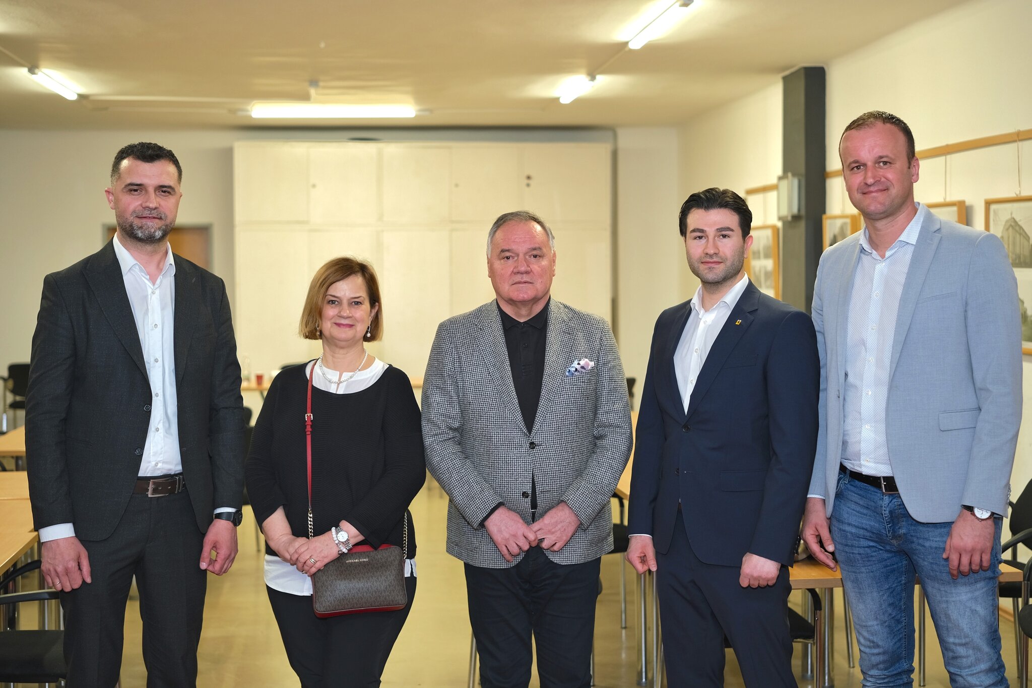 Stadt Krems: Sevkas Derman spielte im Volkshaus Krems auf - Krems