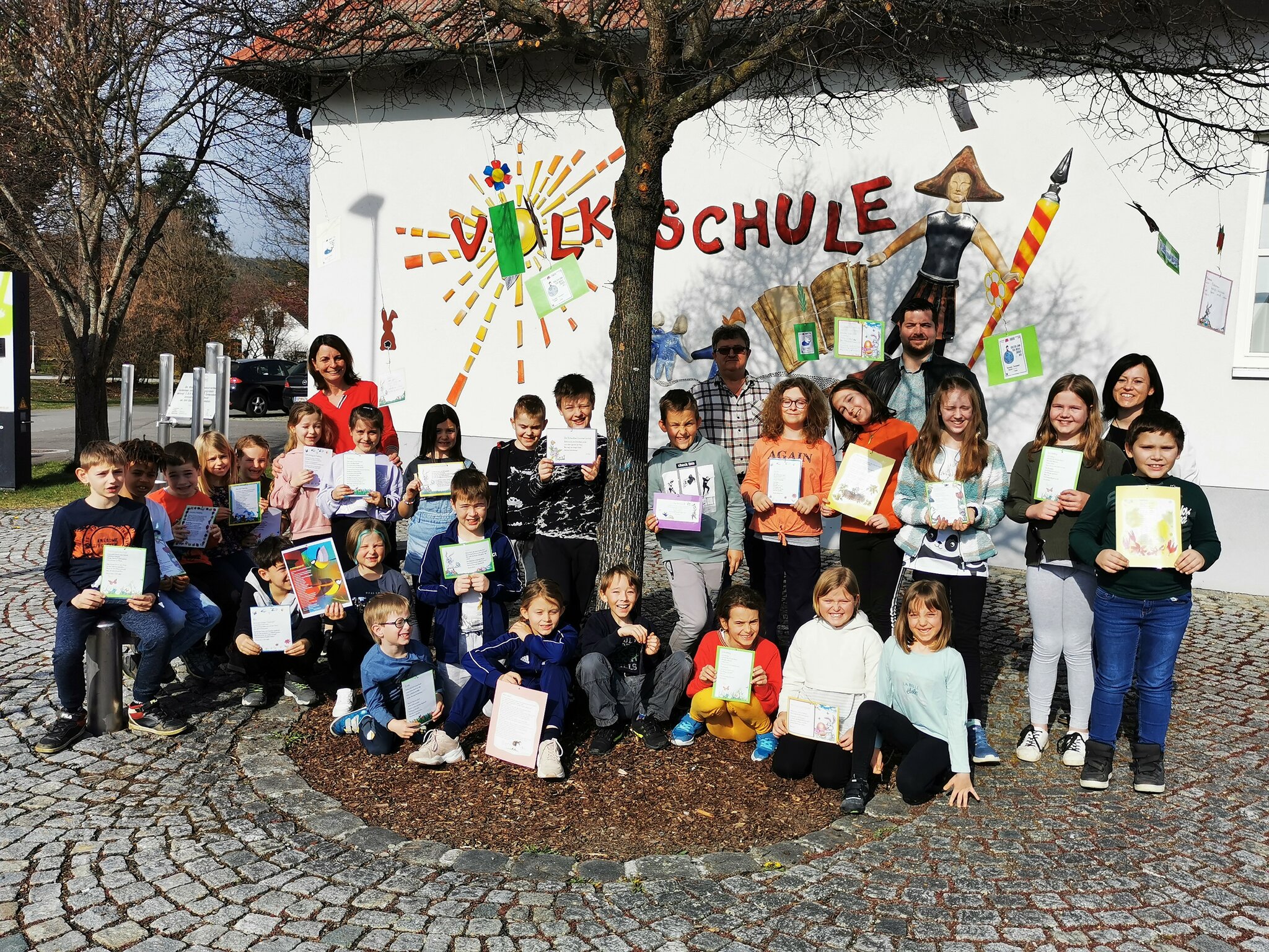 Eigene Gedichte in der Volksschule verfasst: "Pflück dir ein Gedicht ...