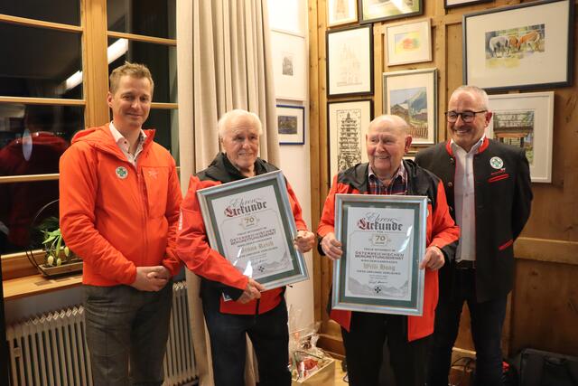 Bergrettung Landeck-Zams: Zwei Bergretter für 70-jährige Mitgliedschaft ...