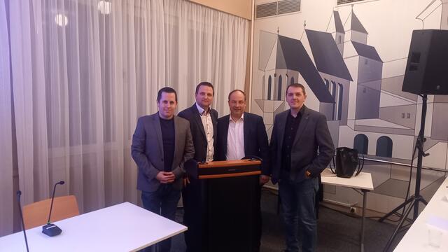 FPÖ Vöcklabruck: "Stehen klar für eine Begegnungszone am Stadtplatz ...