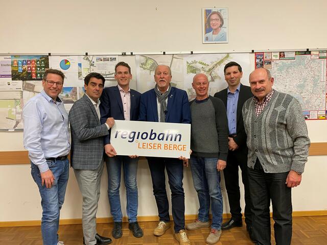 regiobahn Leiser Berge: Neue Gleise zwischen Karnabrunn und ...