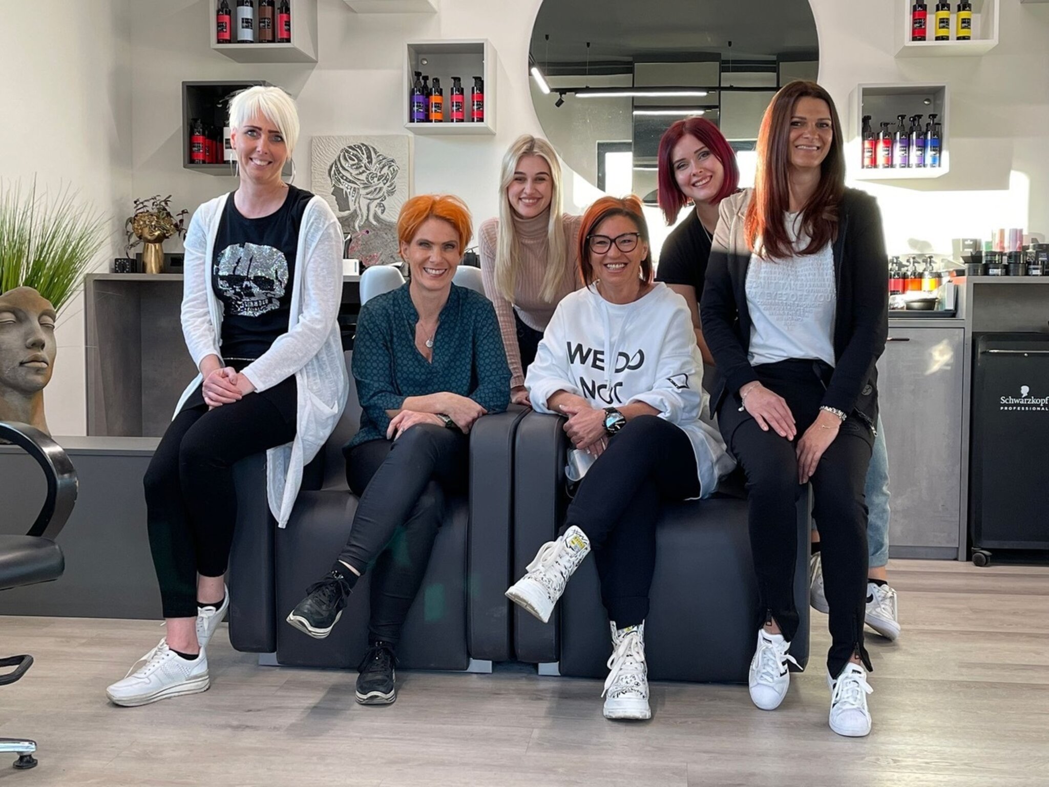 Signal der Wertschätzung: Villachs Friseure heben Gehälter und Preise - Villach