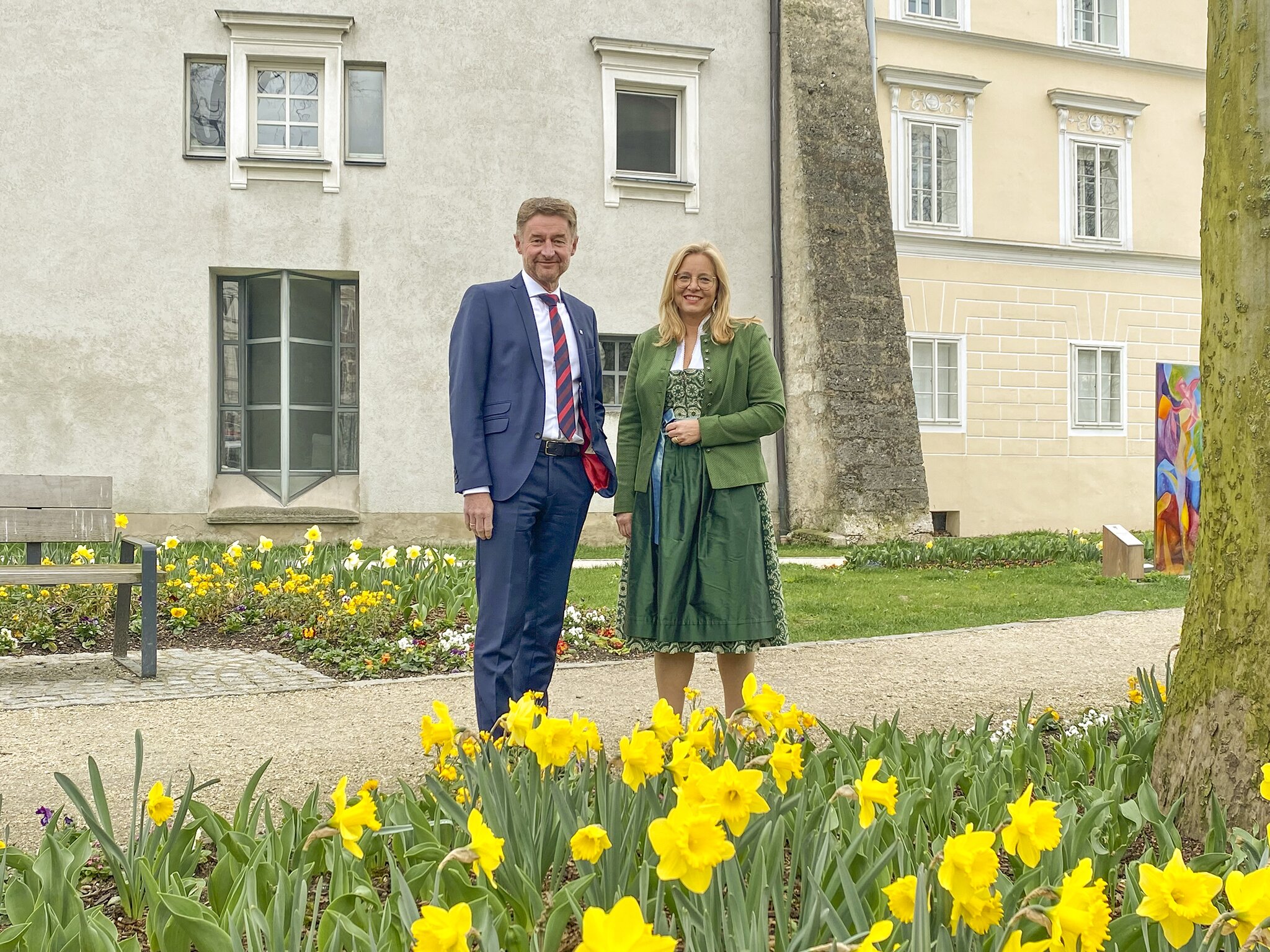 Frühling bricht aus: 75.000 Blumen in Wels - Wels & Wels Land