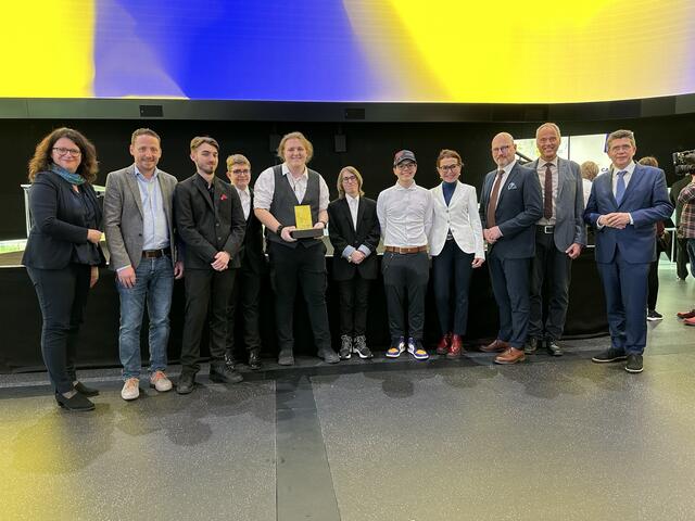 digbizAward: 2. Platz für HAK Imst in der Kategorie "Beste ...