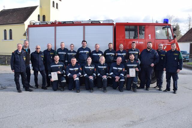 Freiwillige Feuerwehr Fistritz: Feuerwehrleute absolvierten die ...