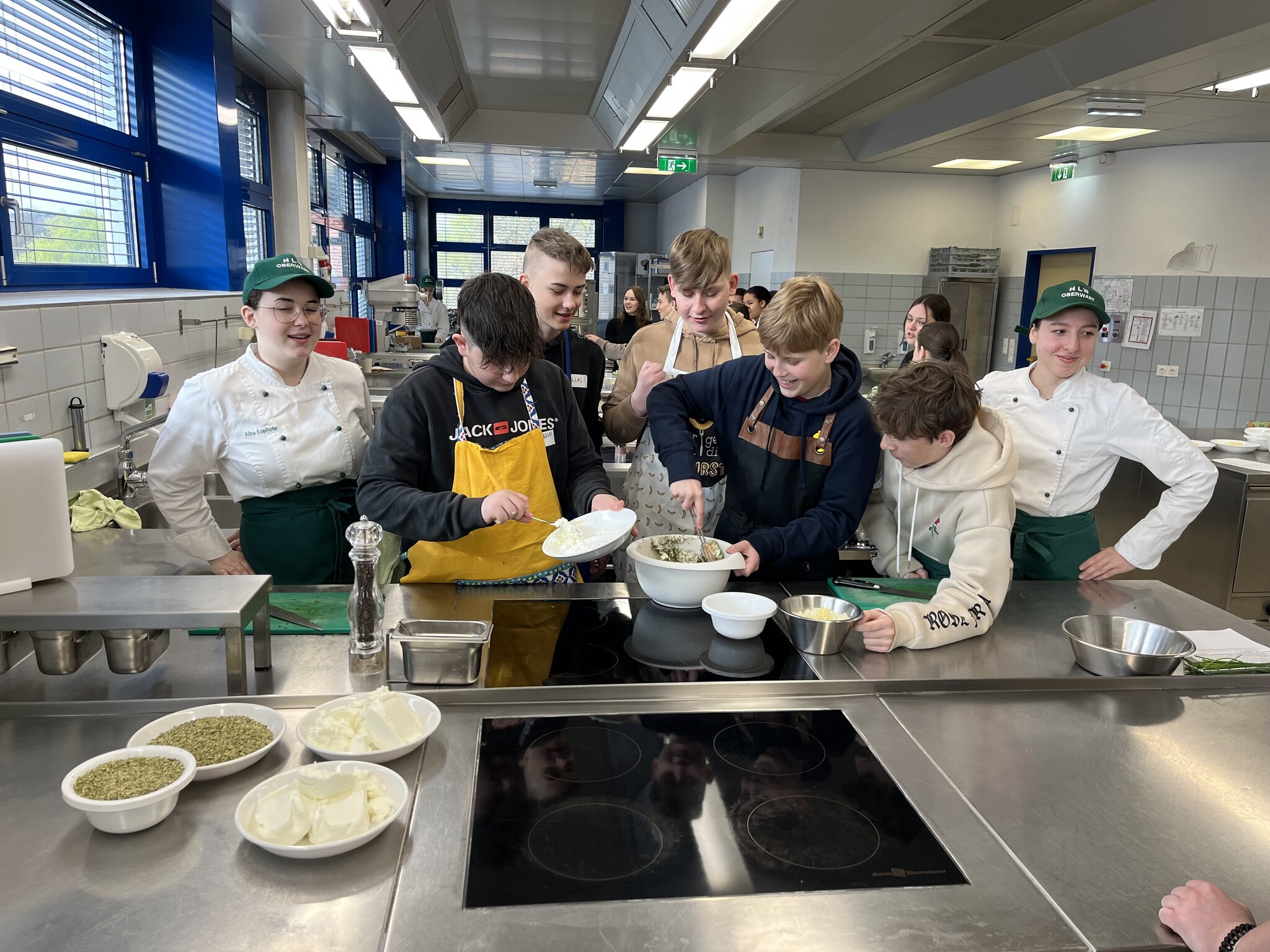 GESUNDES ESSEN | BEWEGUNG | NACHHALTIGKEIT: Aktuelles Projekt zur ...