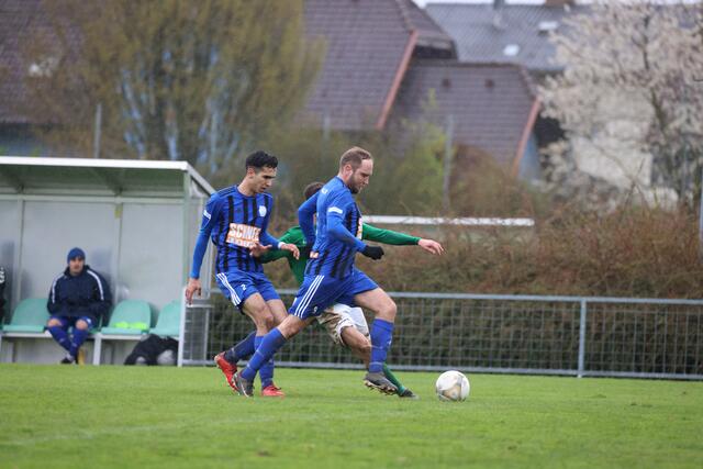 1. Klasse Mitte: SC Hörsching legt vor: Dreier gegen Blaue Elf - Linz-Land