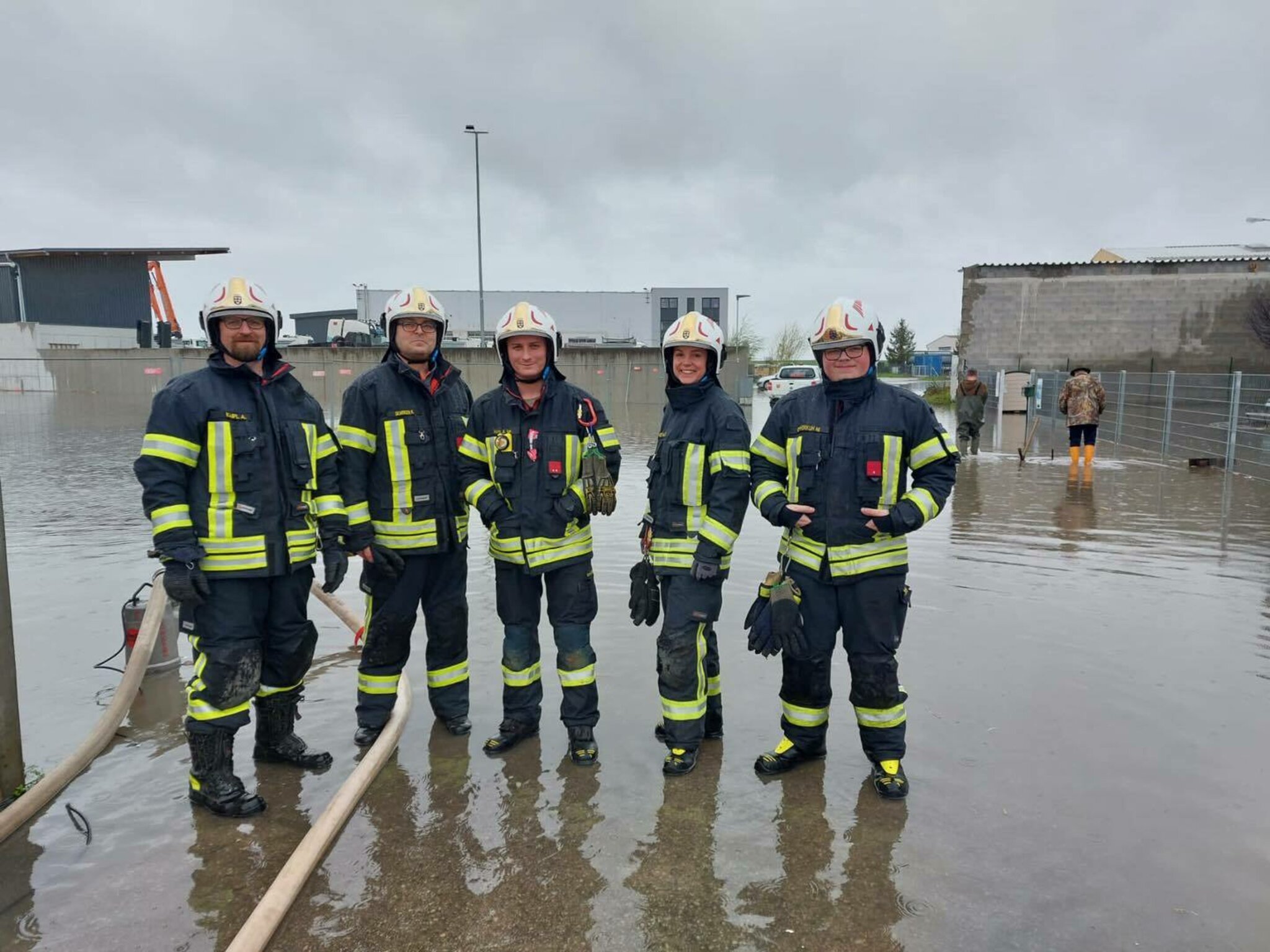 Mannersdorf: Feuerwehr stand im Hochwasser-Einsatz - Bruck an der Leitha