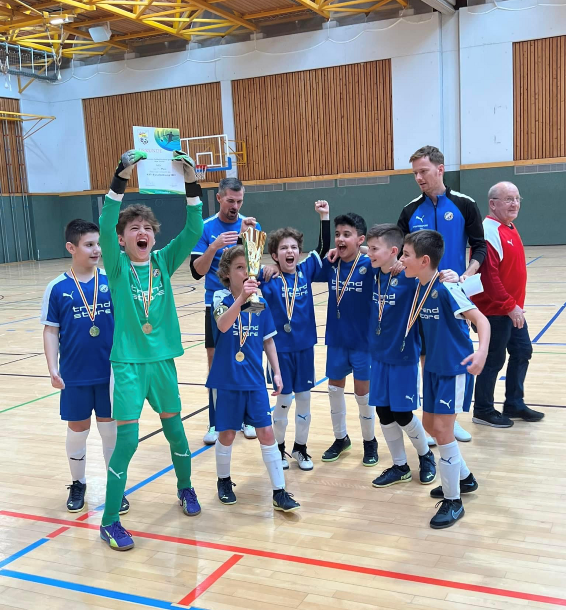 Meistertitel geschafft: Erfolgreiche U11 des Villacher SV - Villach