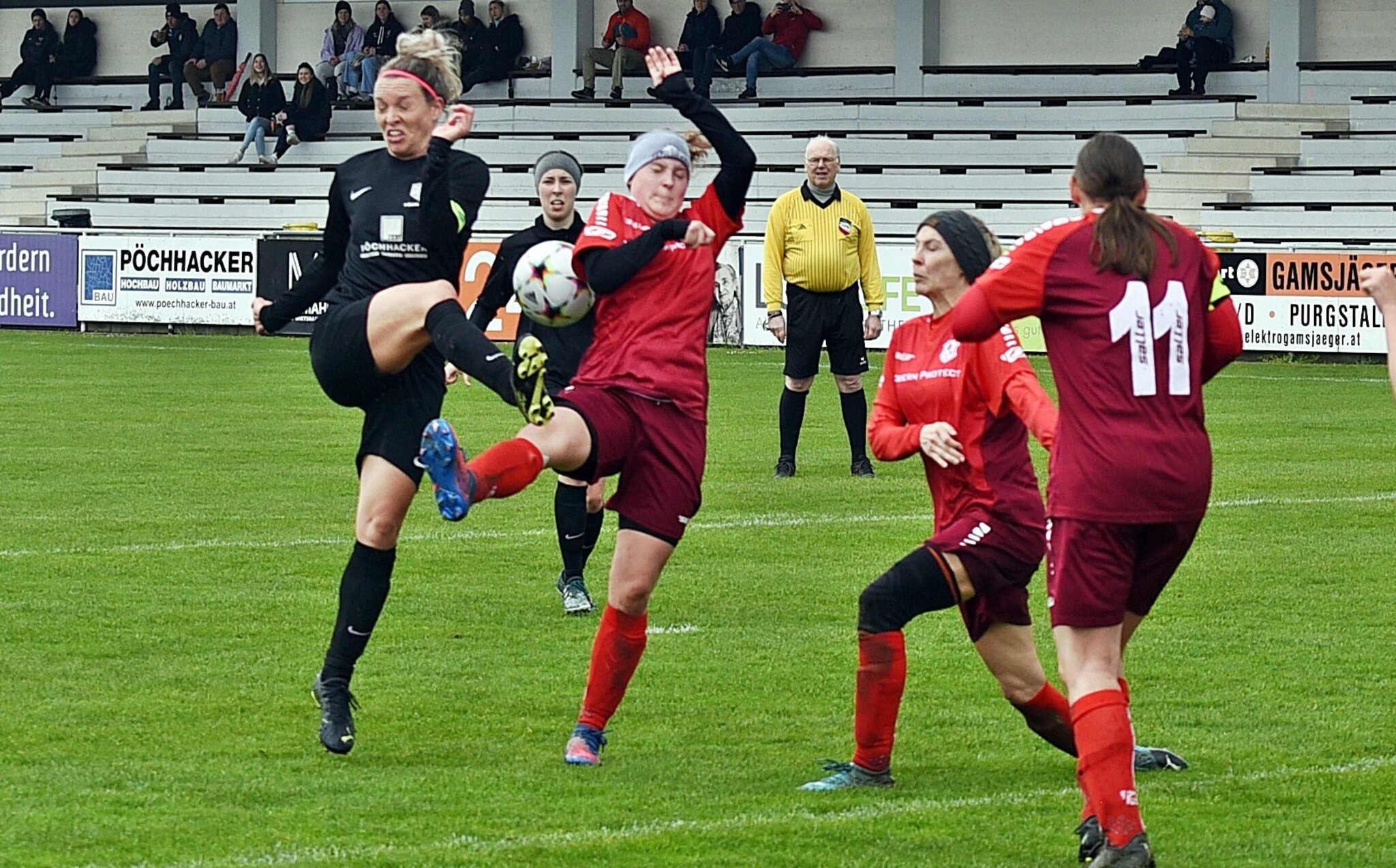 Spielbericht Herzogenburg Frauen: Ersatzgeschwächte Mrskos-Elf verlor 0 ...