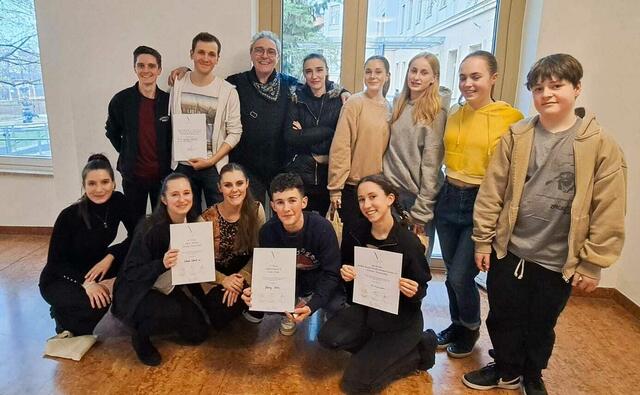 Vibe: Ballettschule Maestro begeisterte bei internationalem ...