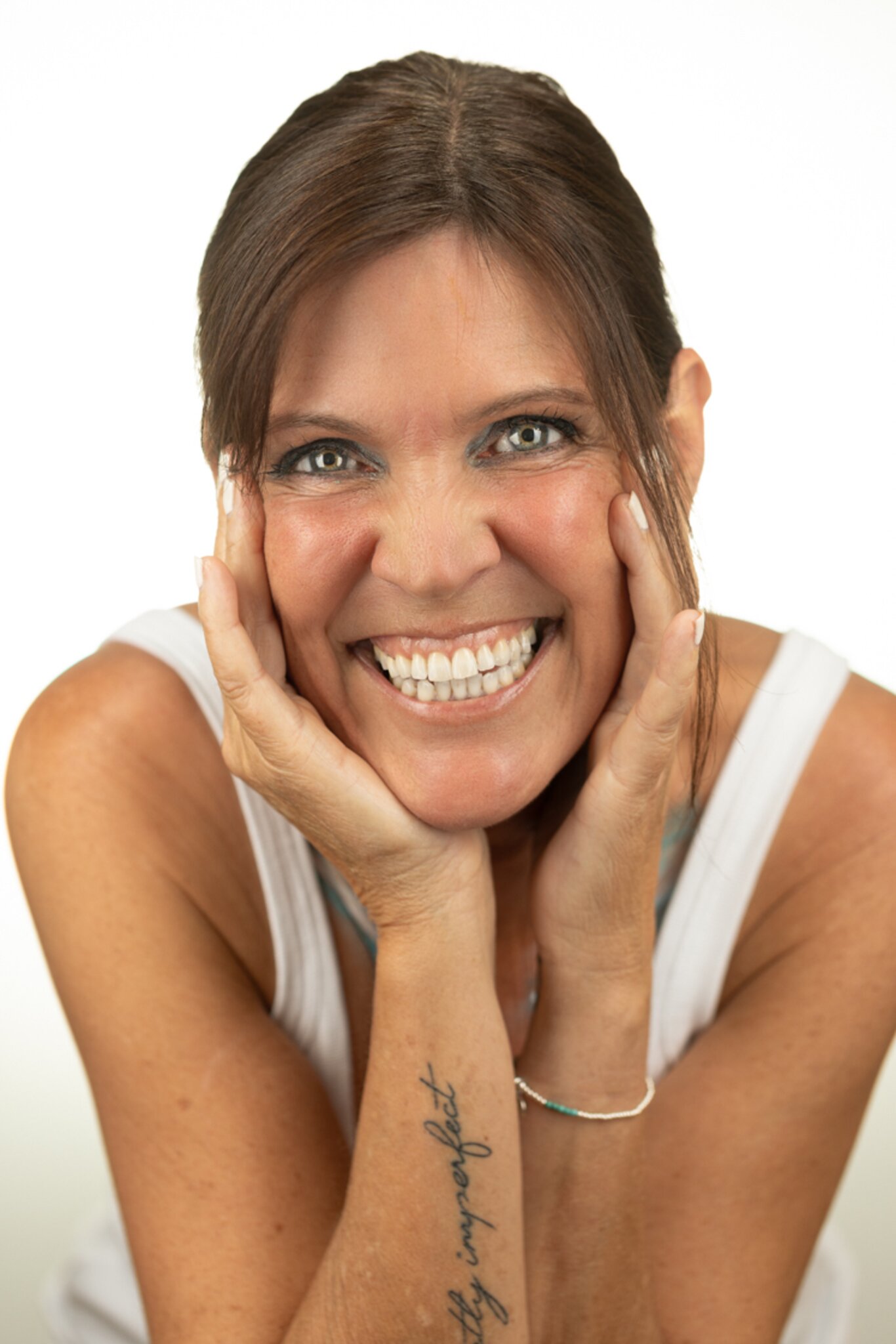 Billa-Künstler-Fenster im Mai: Auracher Künstlerin Elisabeth Ramsauer ...