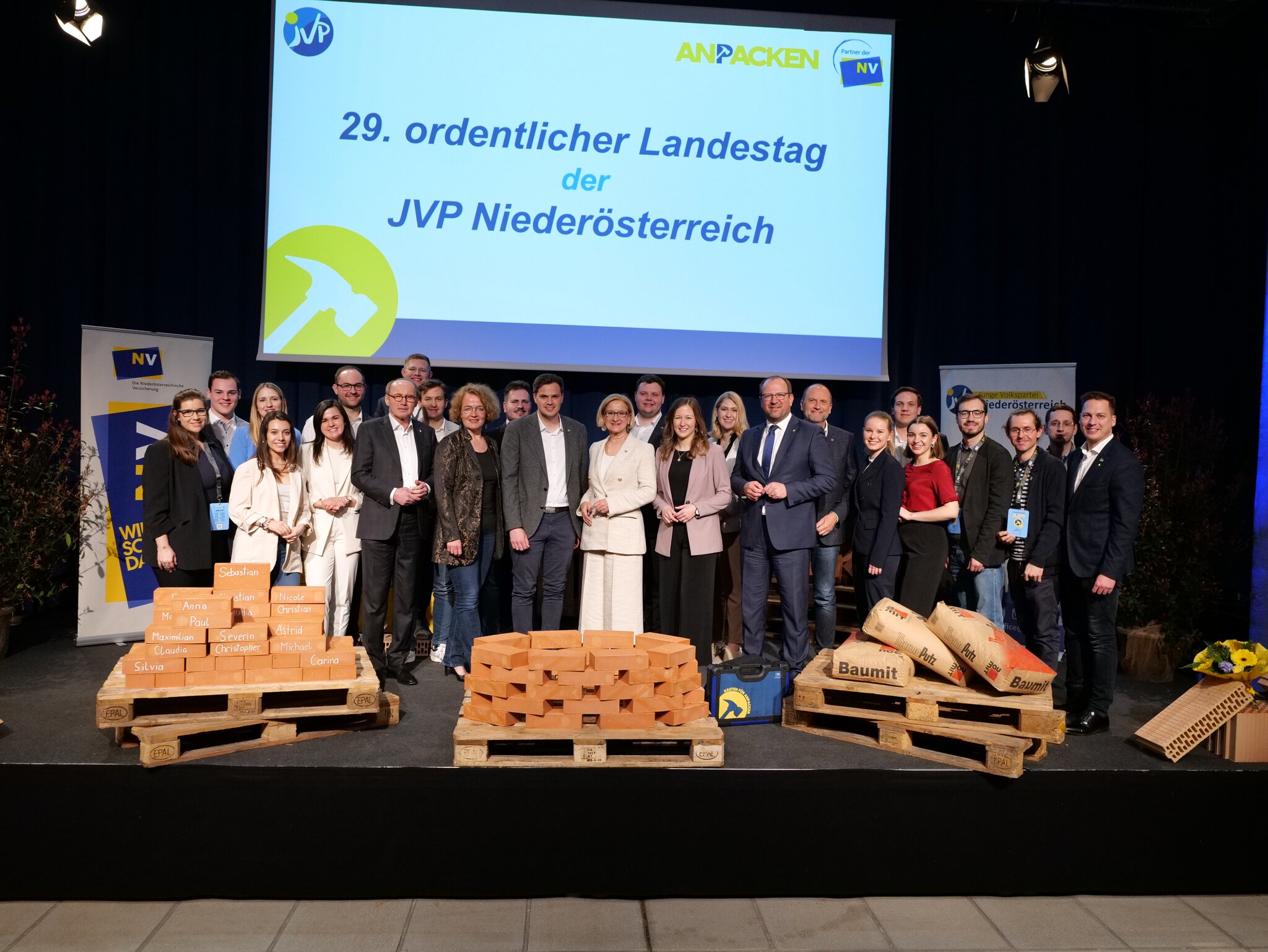 Neues Team am Landestag gewählt: Wiener Neustädterin als 1 ...