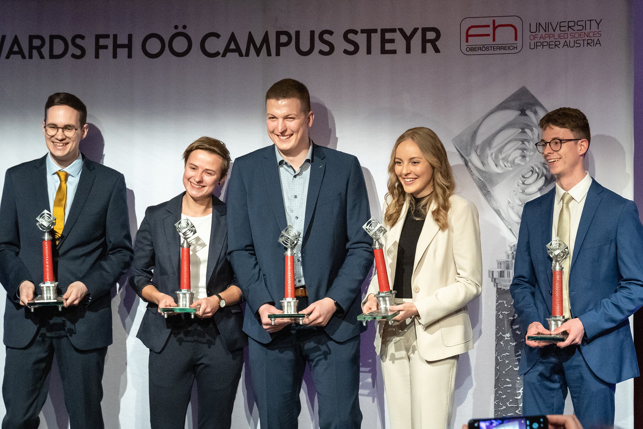 FH OÖ Campus Steyr: Besten FH-Absolventen mit Chimney Award ...