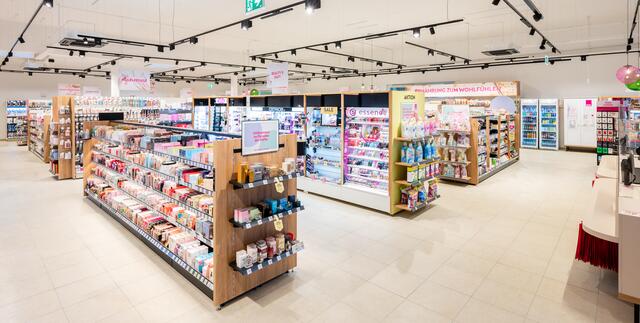 Neues Shop-Design: Bipa-Filiale in Bad Goisern eröffnet - Salzkammergut