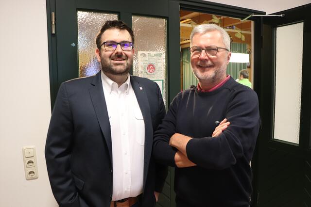 Rotes Kreuz Ried: Mobiles Hospiz Ried lud zum Kabarettabend mit Ingo ...