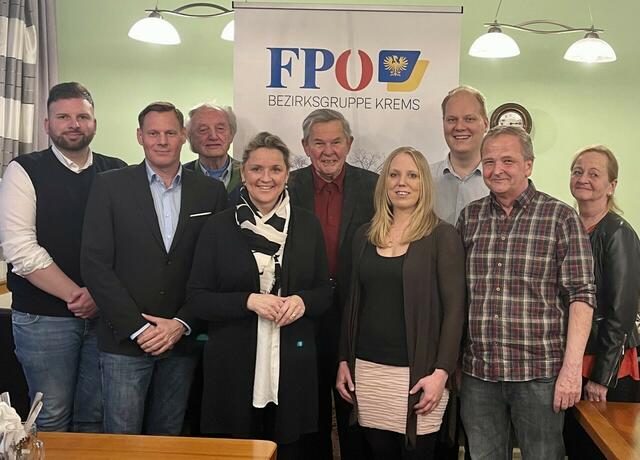 FP-Stadtparteitag: FP Krems wählt Susanne Rosenkranz einstimmig zur ...