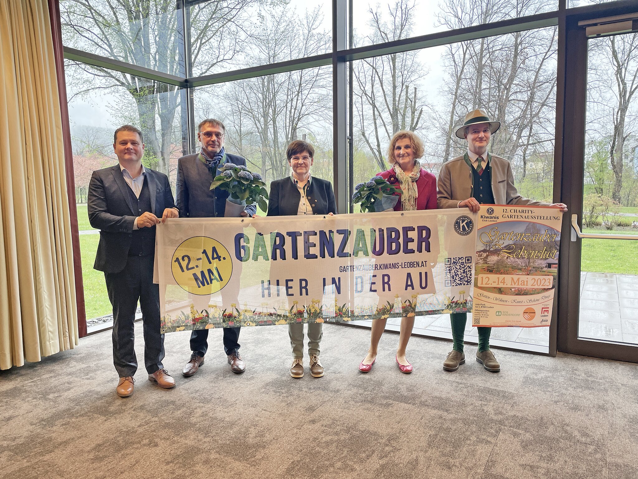 12. Gartenzauber der Kiwanis: Den Garten in ein grünes Paradies ...