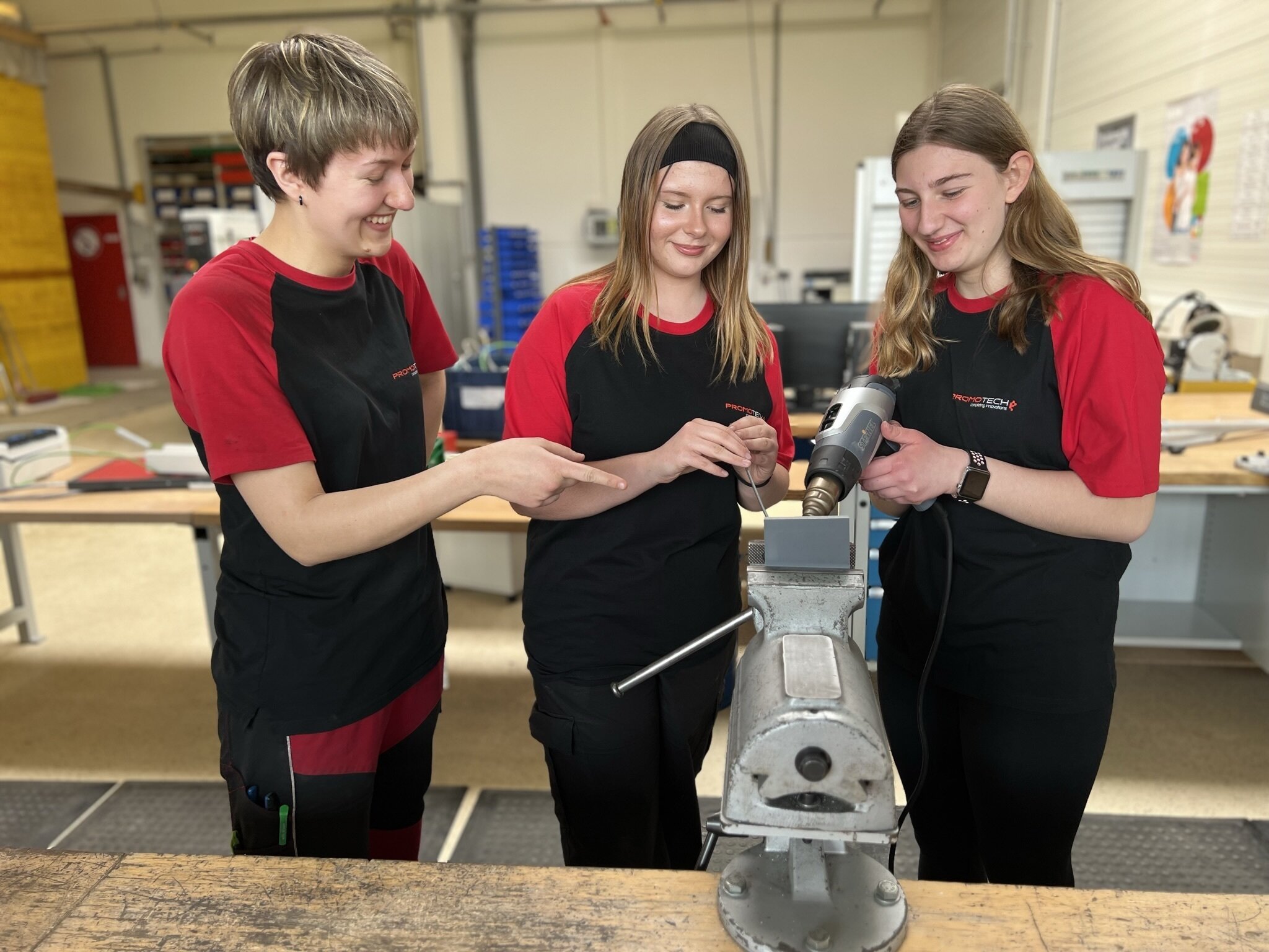 Girls Day 2023: Einblicke für die Chefinnen von morgen - Braunau