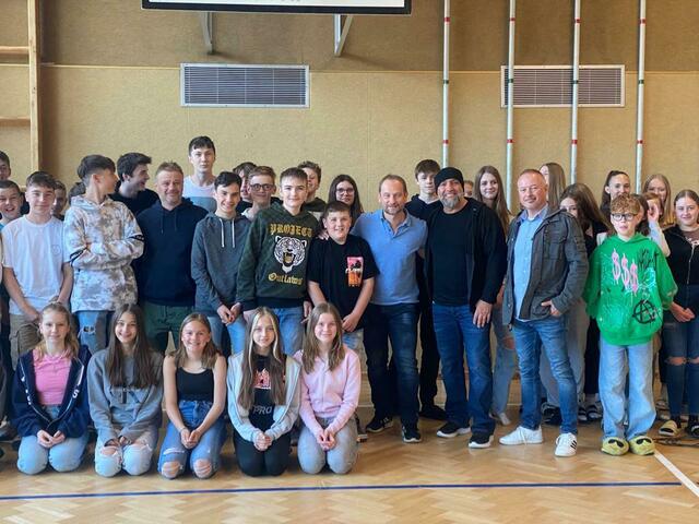 Wolfsberg: Jack Nuri trat in Schulen und bei den StadtMacherInnen auf ...