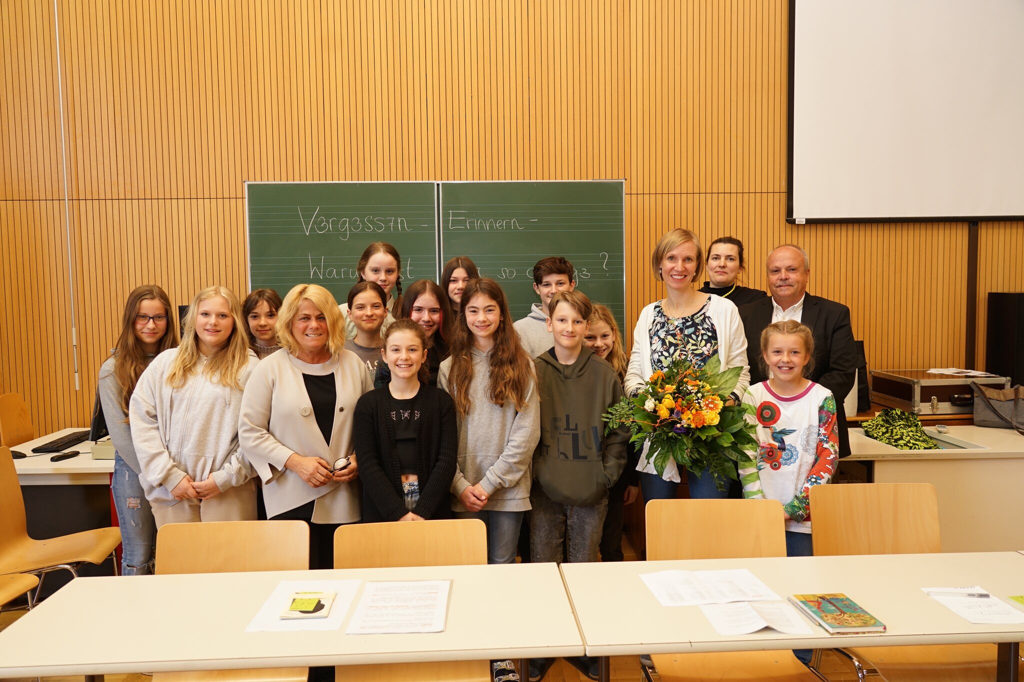 Projekttage am BG/BRG Perau Villach: "Warum ist die Oma so cringe ...