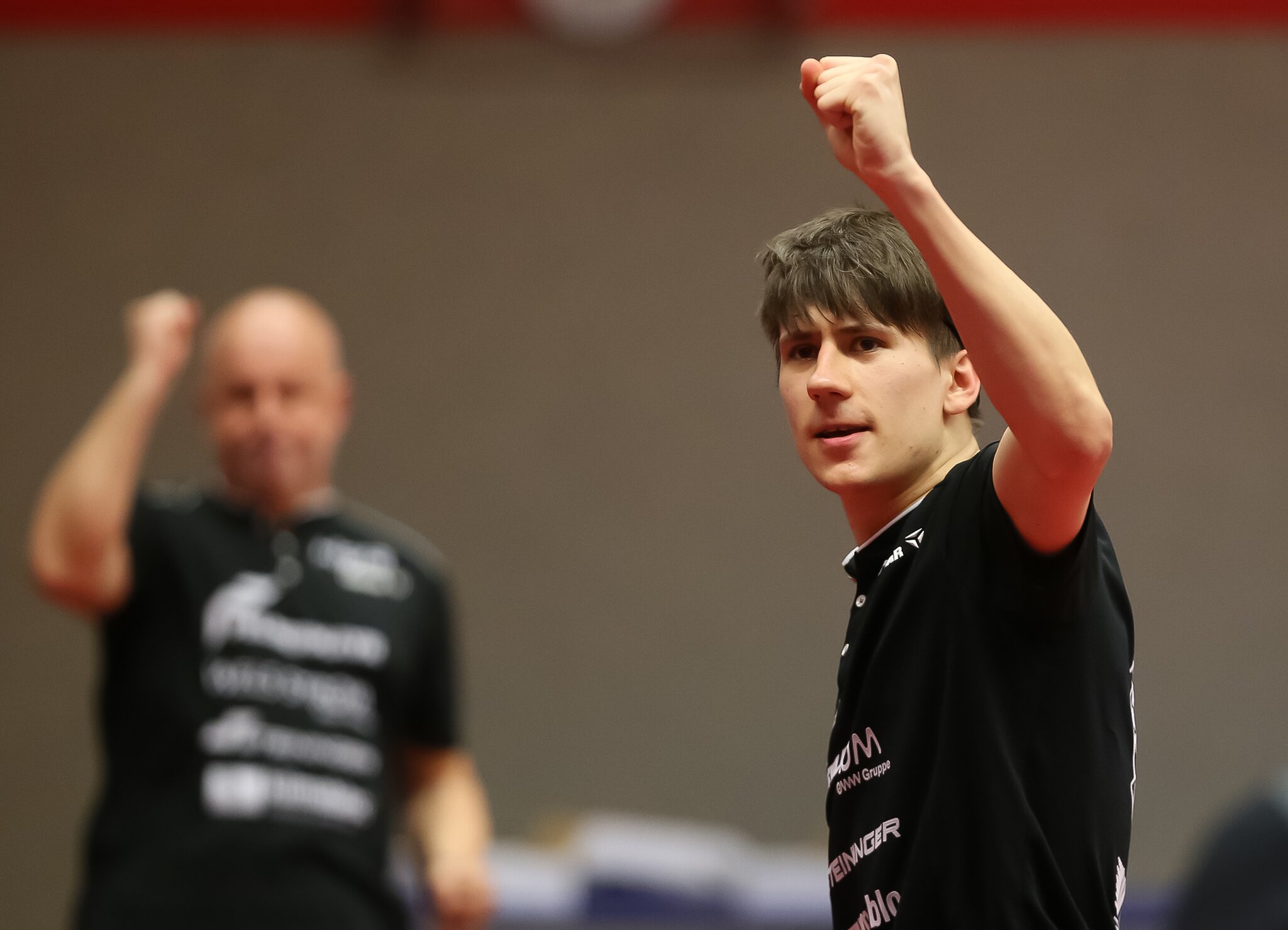 TT-Bundesliga: Meister Wels kämpft sich mit 4:2-Derby-Sieg ins „Finale ...