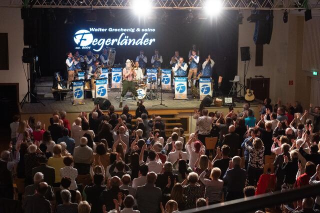 Große Bildergalerie: Erfolgreiche Fegerländer-Gala in Ferndorf - Spittal