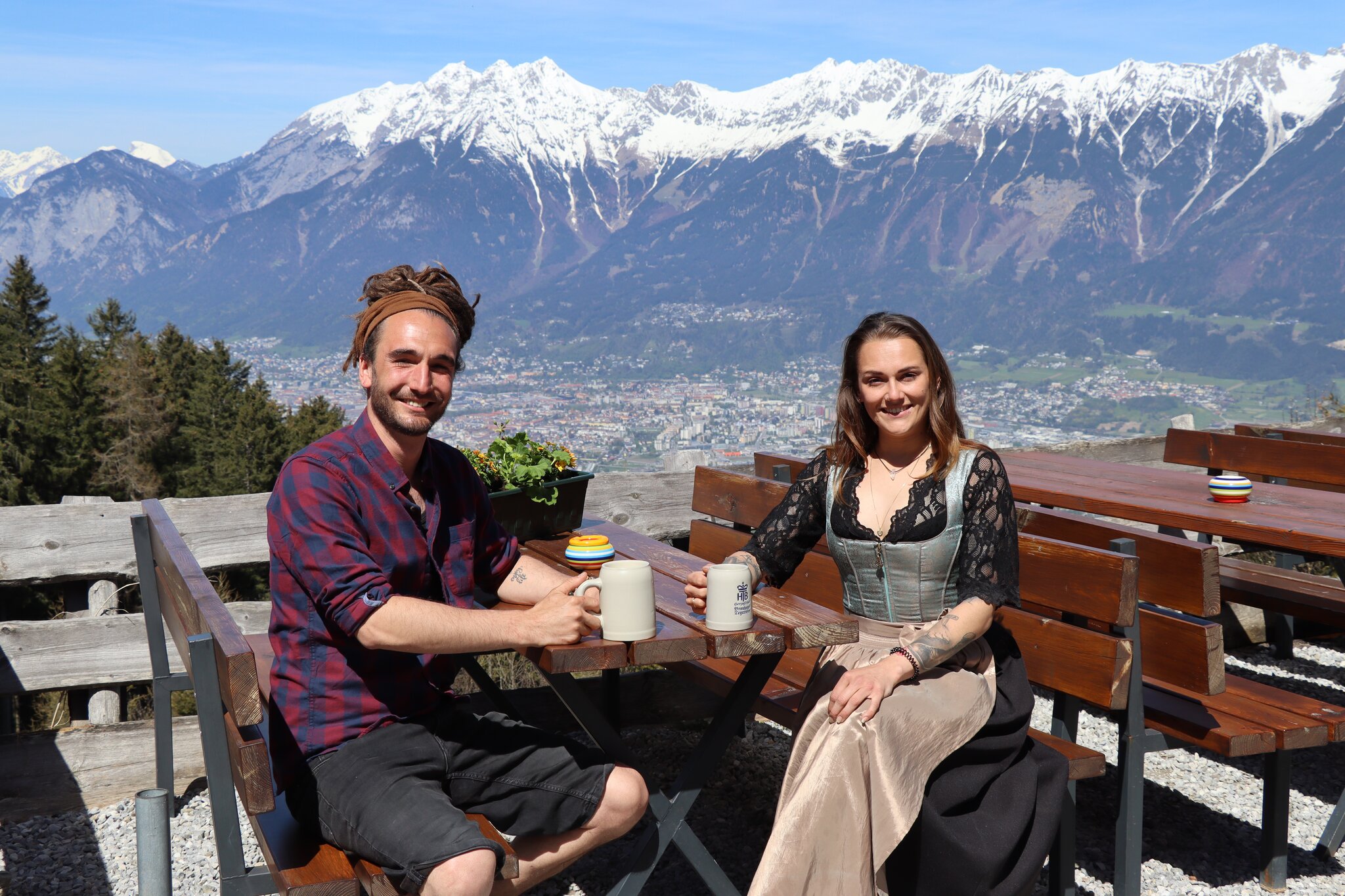 Aldranser Alm: Regional und gemütlich - Hall-Rum