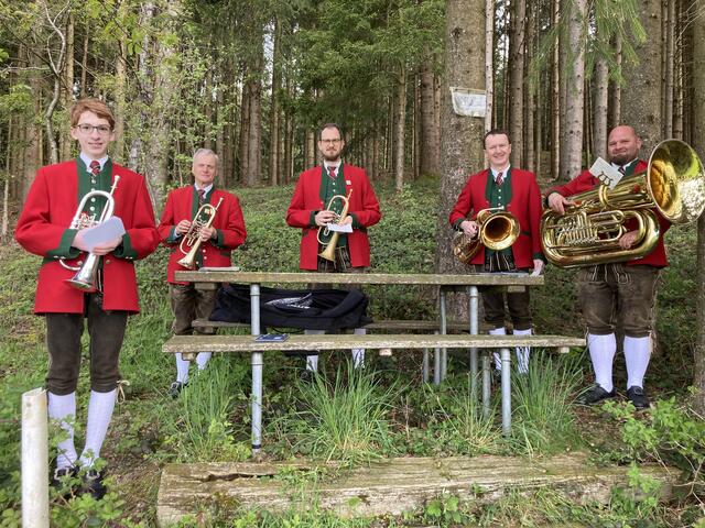 Wanderwege in Pattigham: "Wandern durch die Geschichte Pattighams" - Ried