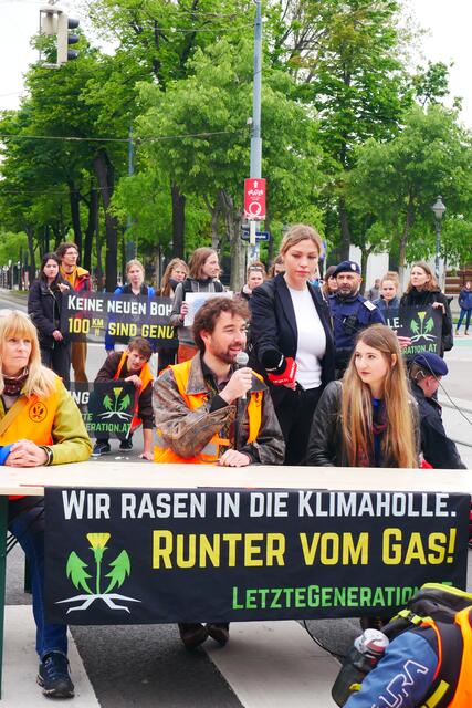 Wiener Klimakleber: Letzte Generation stellt Forderungen an die Regierung - Wien