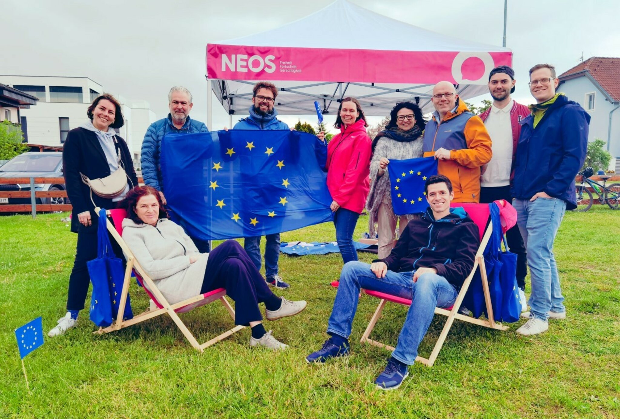 Picknick: NEOS feiern Europa in Strasshof - Gänserndorf