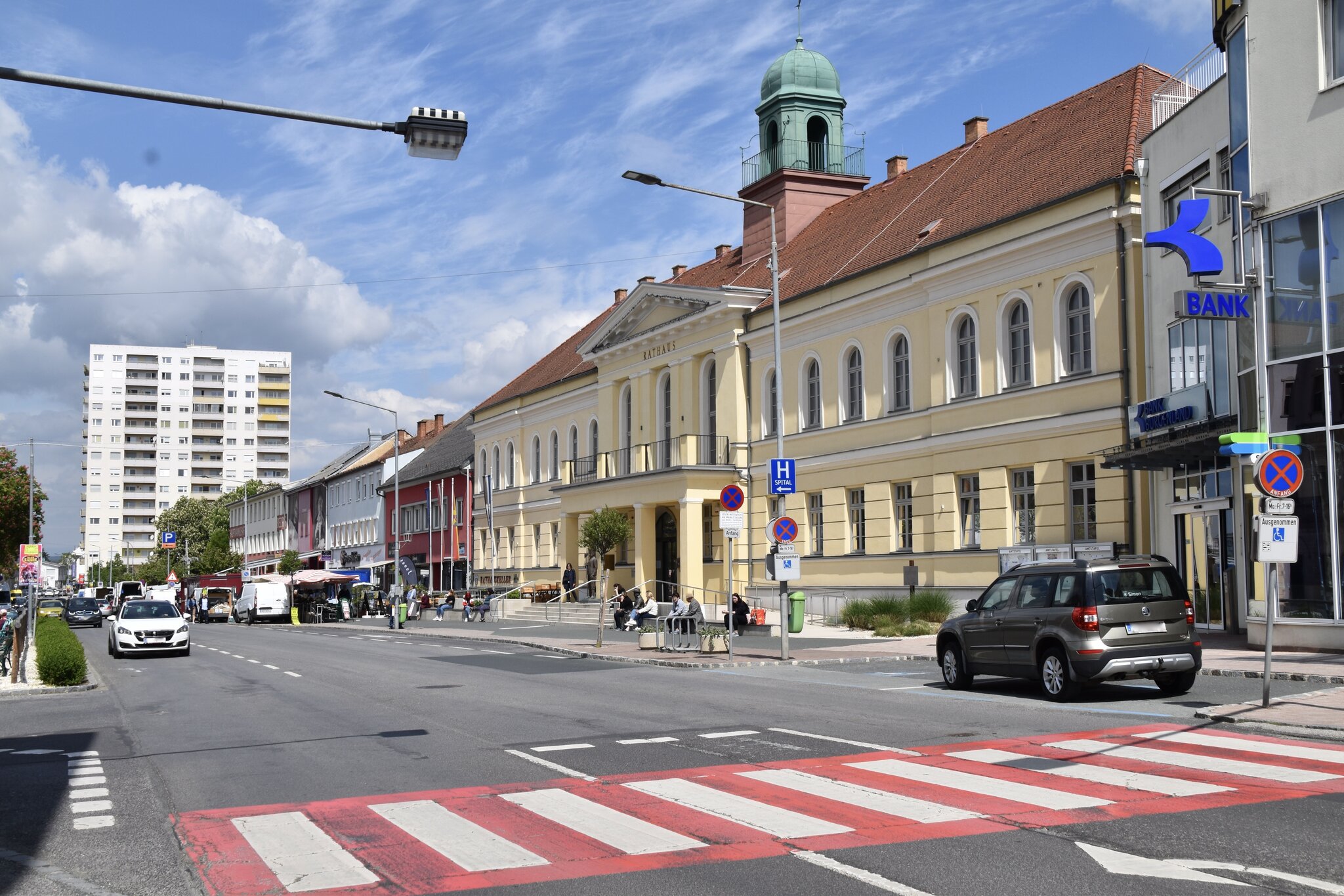 Hauptplatz Oberwart: Das vielseitige Herz der Bezirkshauptstadt - Oberwart