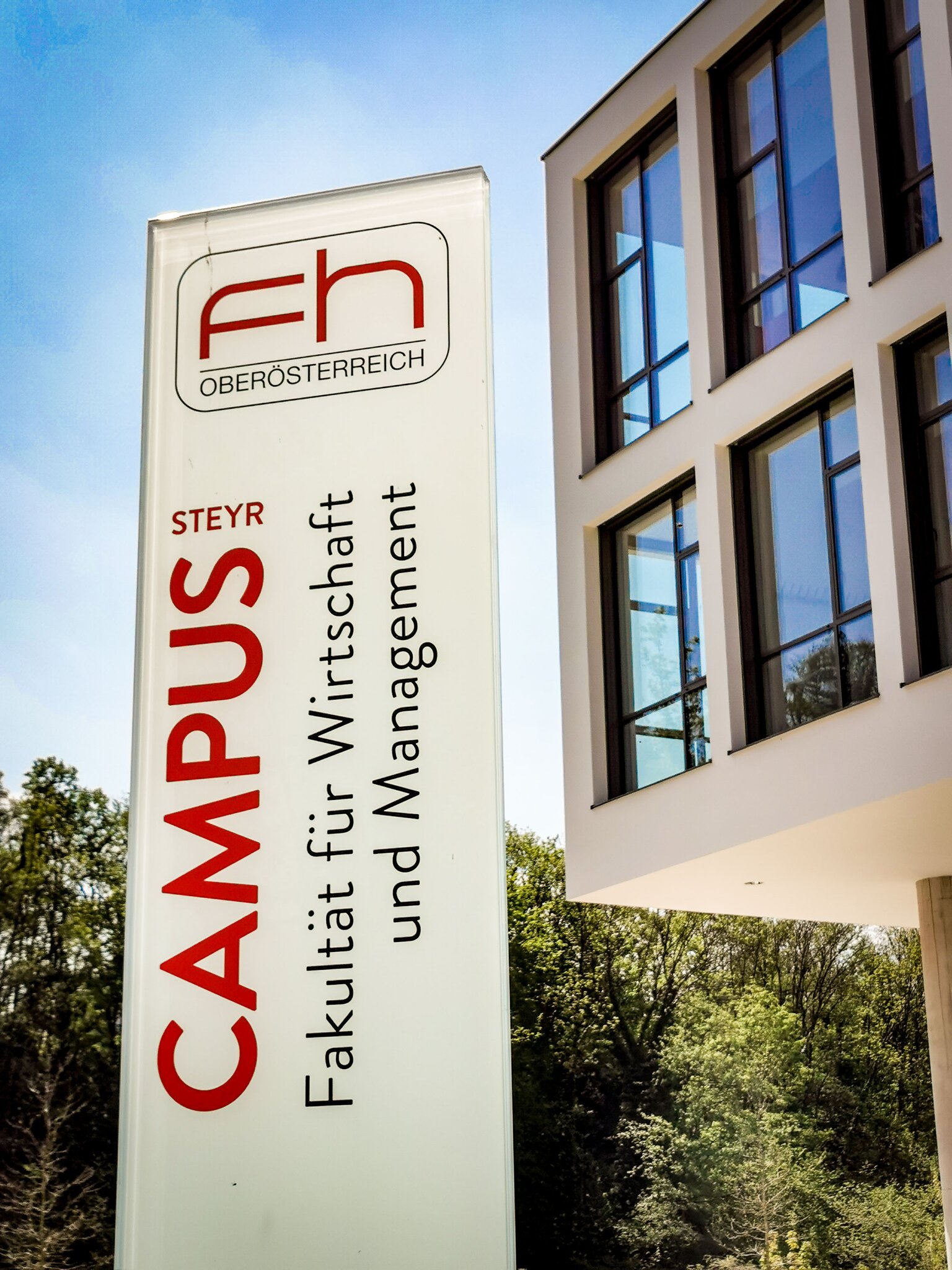 FH Campus Steyr: Beste FH-Wirtschaftsstudien Österreichs am FH OÖ ...