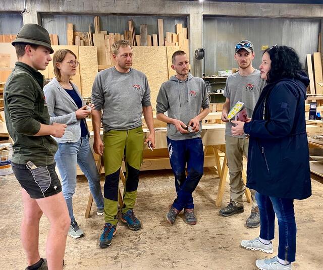 ÖAAB-FCG-Frontfrau Cornelia Pöttinger auf Betriebsbesuch in ...