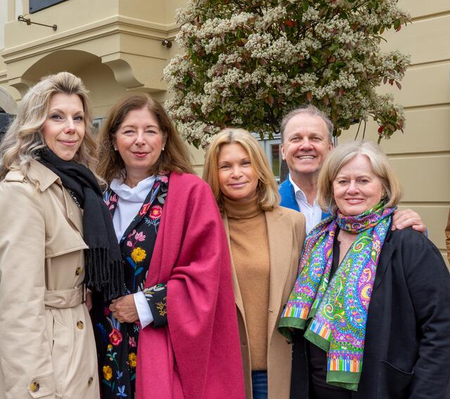 Tradition trifft Innovation: Ströck-Brot aus historischem Ofen in ...