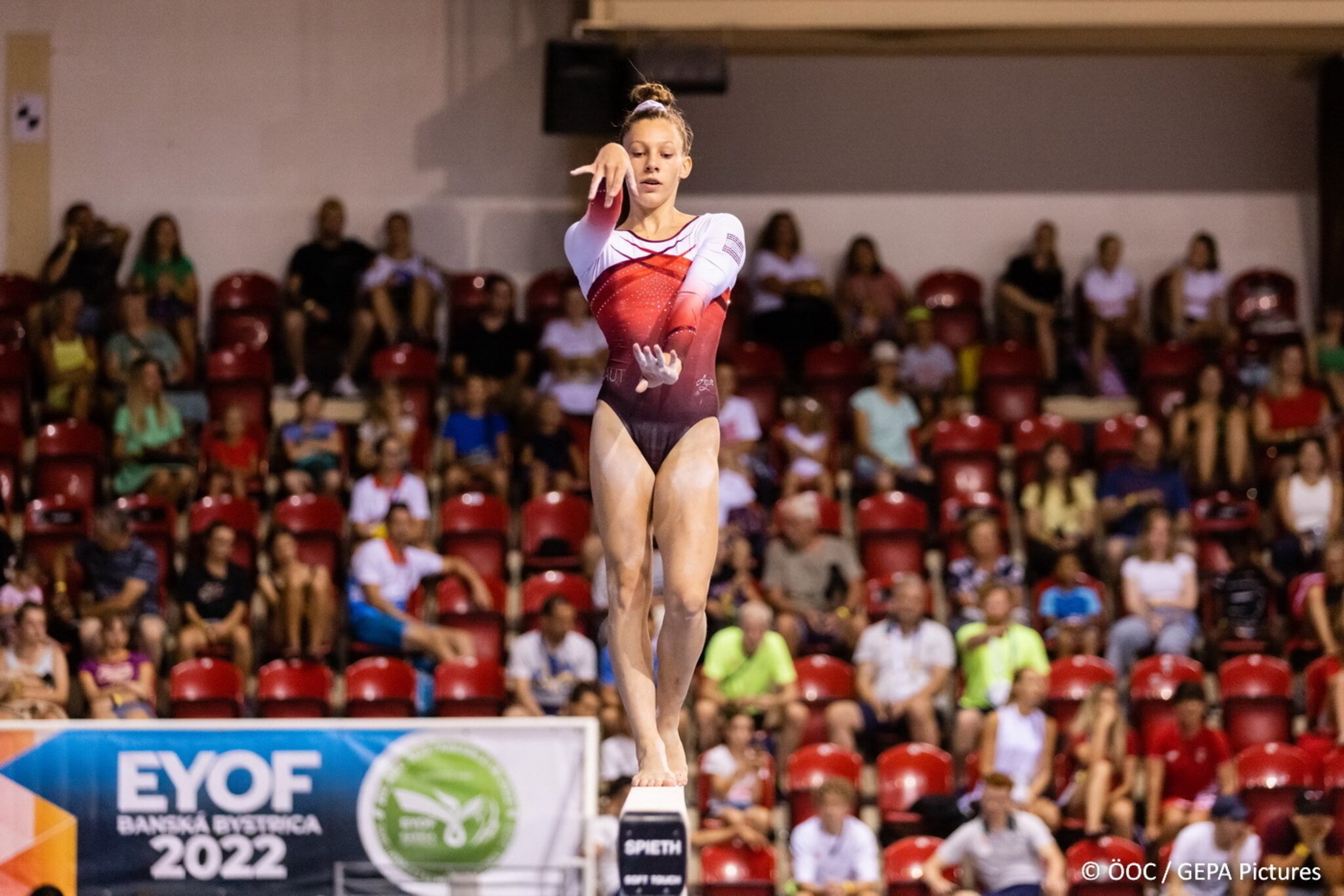 Eliteturnen - Österreichische Meisterschaften: Fünf Medaillen für Leni Bohle - Dornbirn