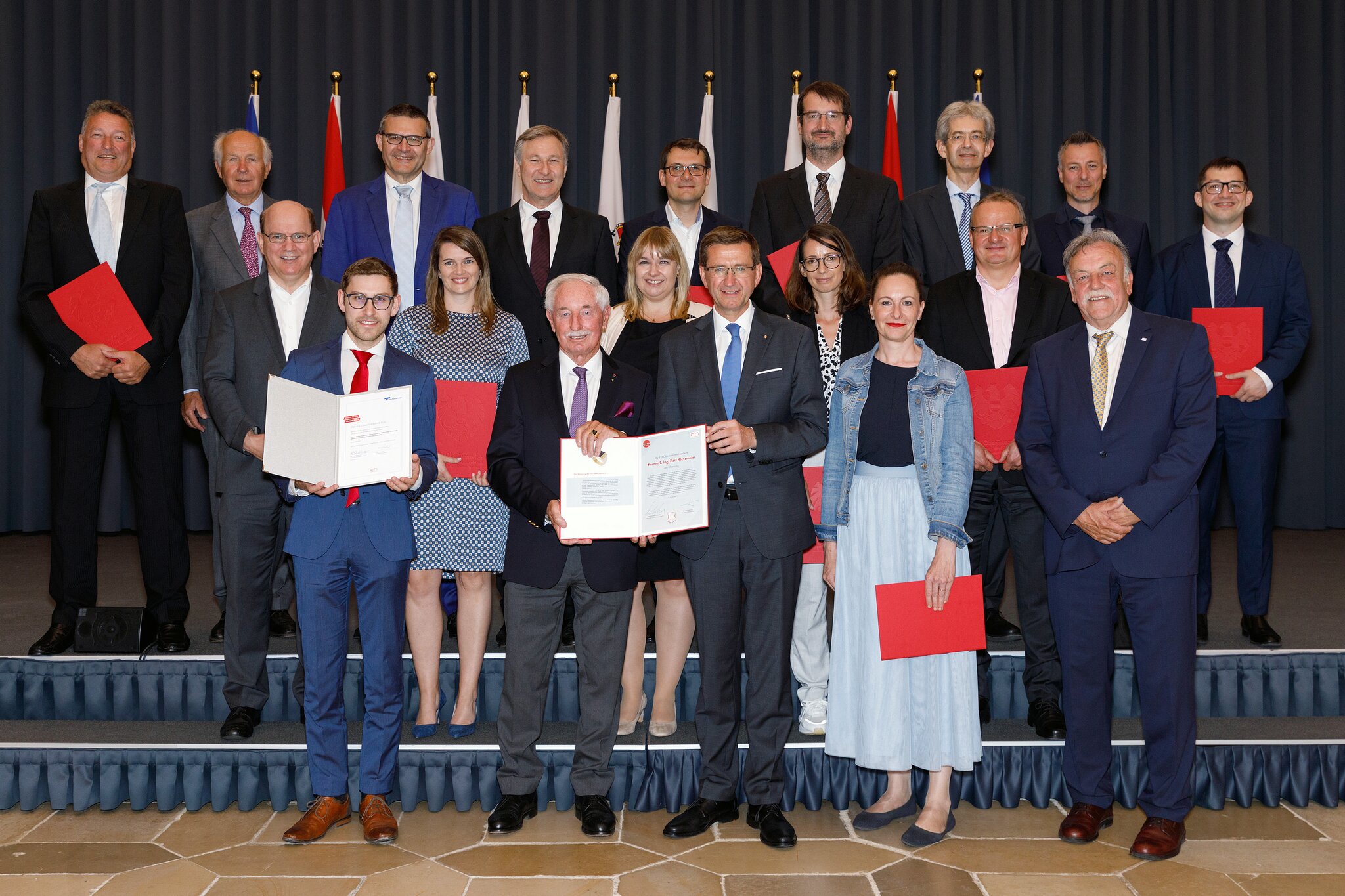 FH Oberösterreich: Professur und Teufelberger-Award gehen nach Wels ...