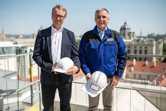 Mariahilfer Straße: Signa-Kaufhaus "Lamarr" kurz vor der Dachgleiche ...