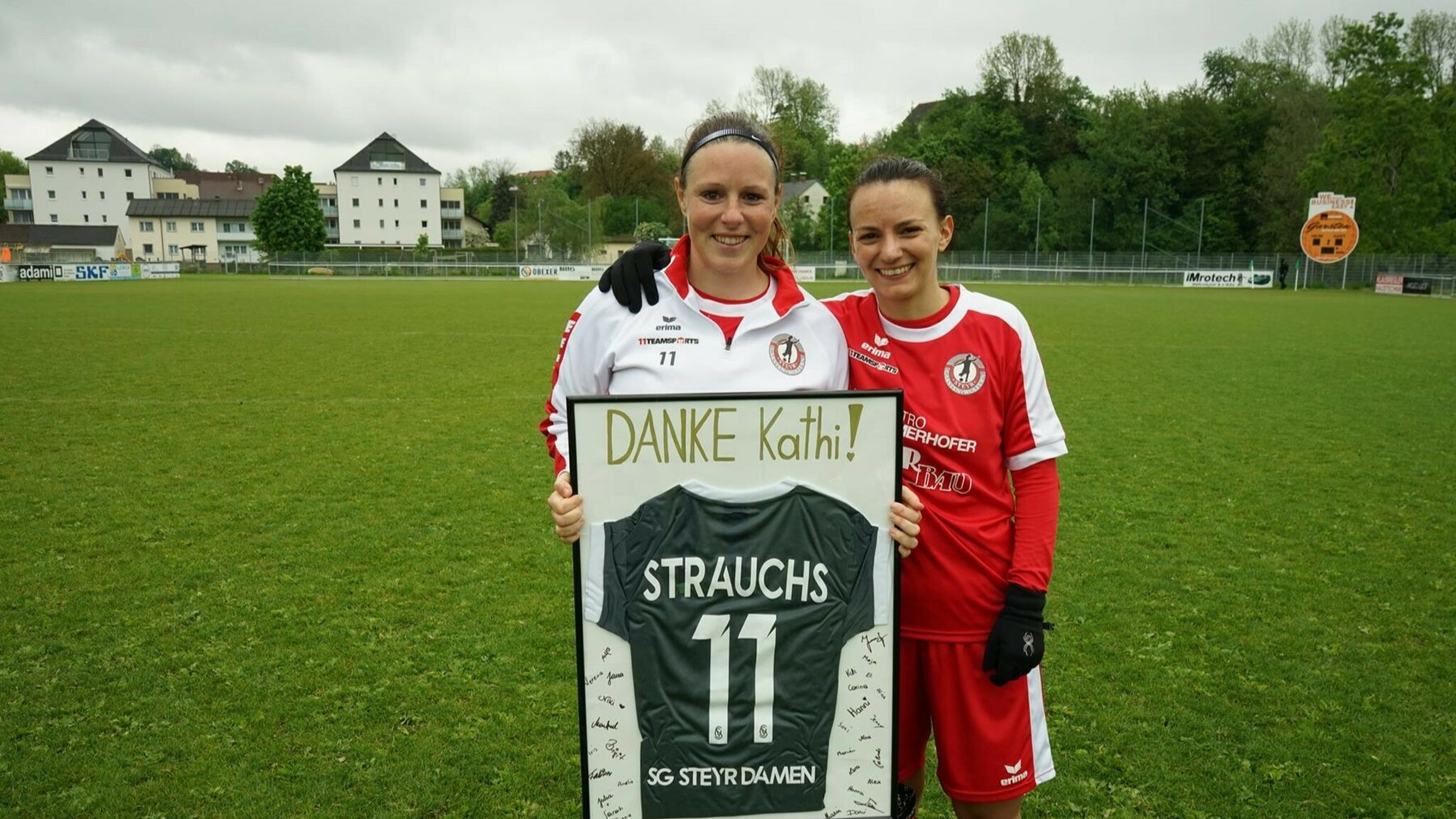 SPG Steyr Damen: Tschüss Kathi, Eine Frauenfußball Legende hört auf ...