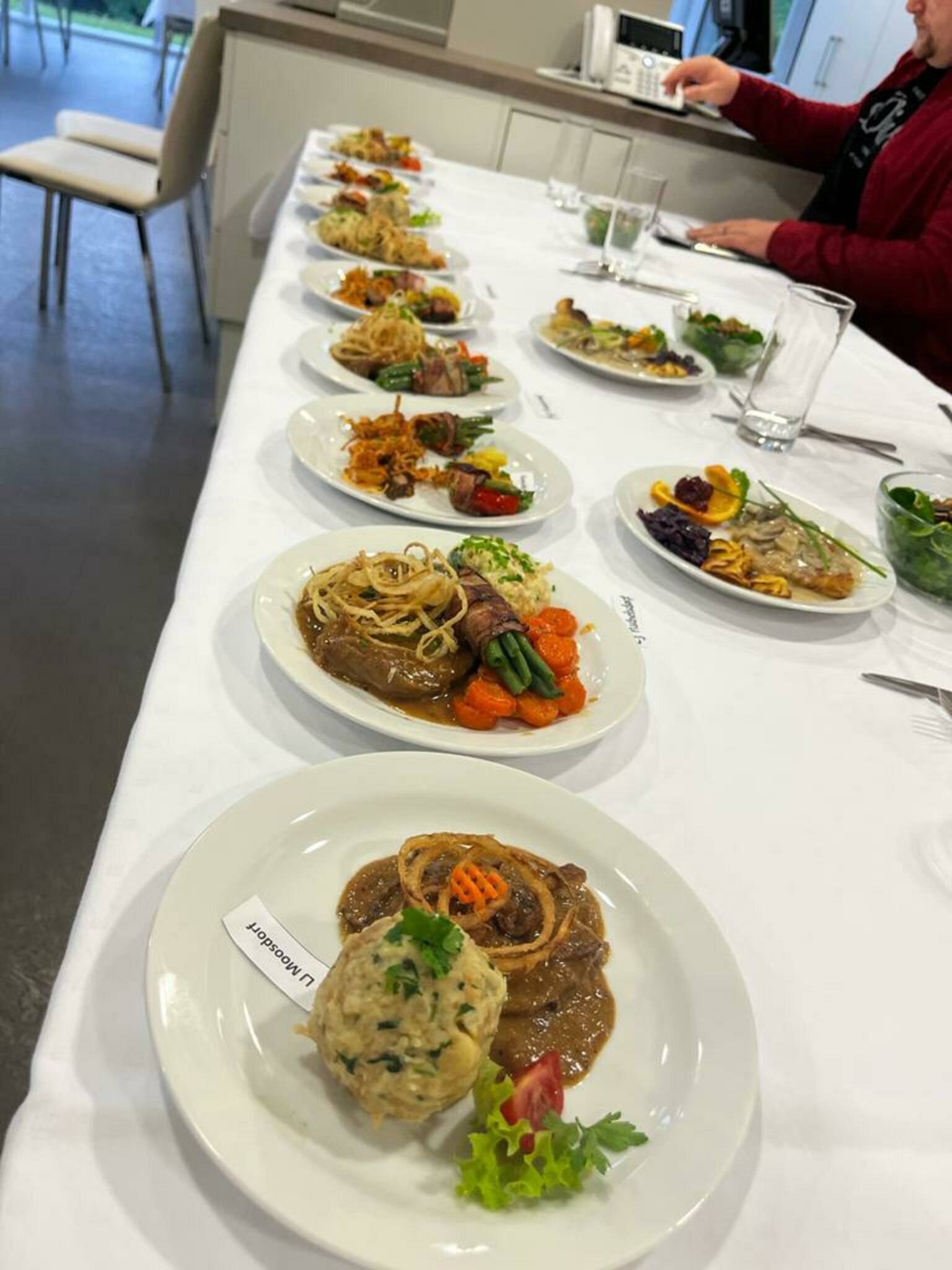 Kochwettbewerb der Bezirkslandjugend Braunau: „Iss gscheid, dassd groß ...