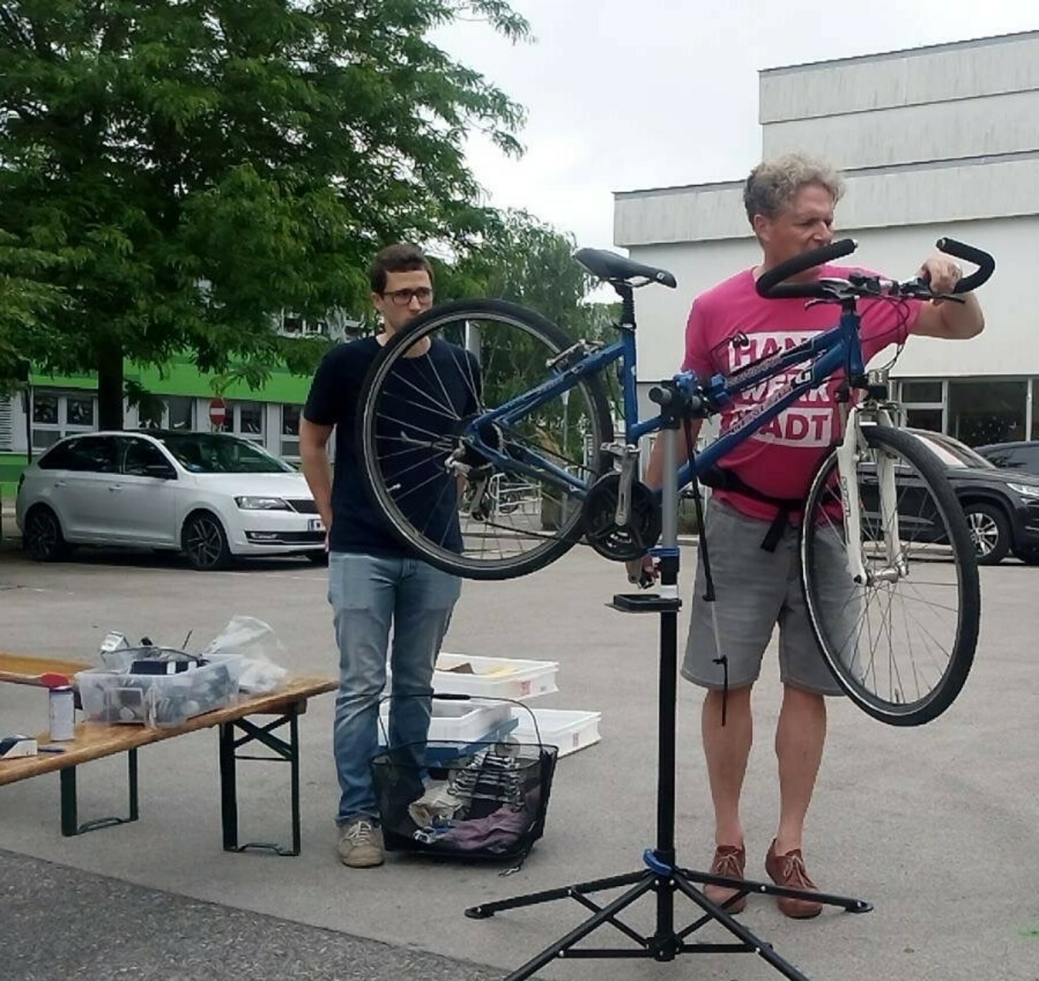 Perchtoldsdorf: Repair-Cafe mit der Hand.Werk.Stadt Mödling - Mödling