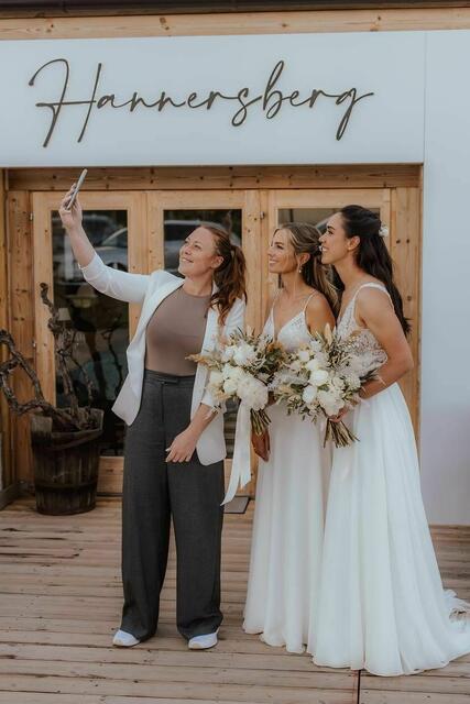 Hannersberg: Manuela Zinsberger und Madeleine Hemming sagten Ja - Oberwart