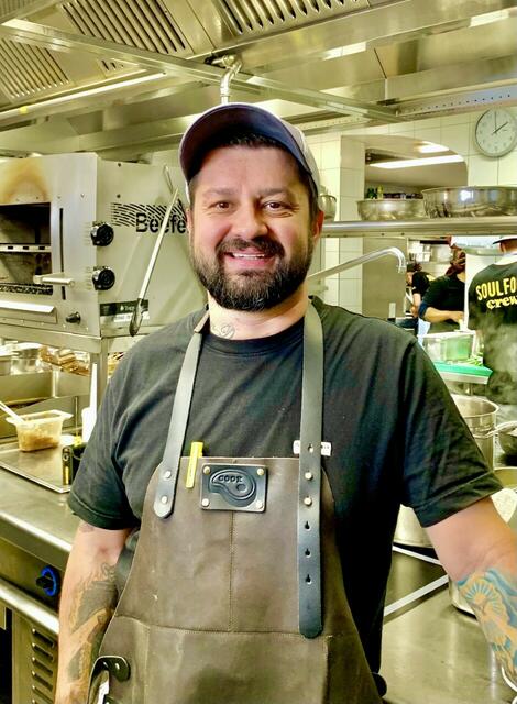 Pauls steak & veggi: BBQ und kühle Drinks mit Blick auf den Linzer Dom ...