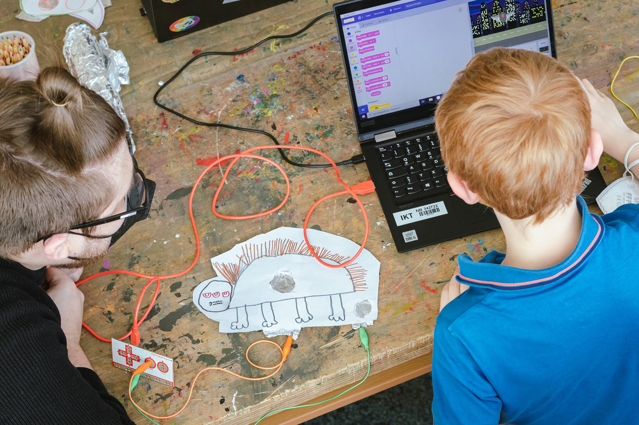 hello world Toolkit: Kostenlose Workshops zu Coding, Robotik und Technik - Linz