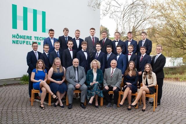 Neufelden: HTL-Schüler freuen sich über bestandene Matura - Rohrbach