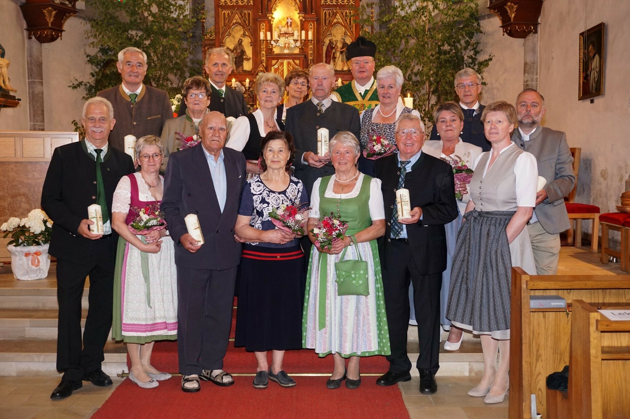 Ehejubiläum: Acht Jubelhochzeiten in Pötting gefeiert - Grieskirchen ...