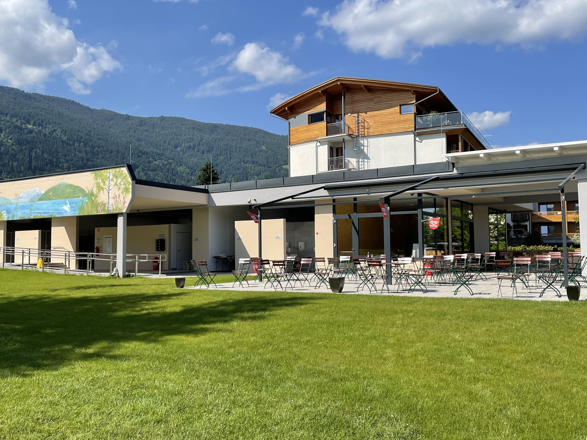Investition in die Zukunft seiner Gemeinde: Seebad Bodensdorf eröffnet ...